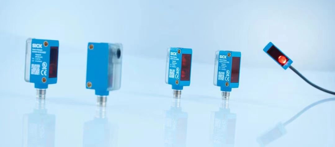 SICK New Product Express: The New Generation of Universal Photoelectric ...